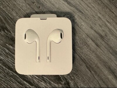 Authentic Apple Wired EarPods with Lightning Connector | eBay