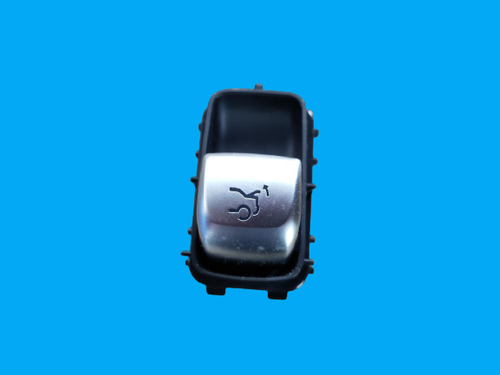 17 MERCEDES C63 Sedan Drivers Door Trunk Release Switch ID# 2059051613 ...