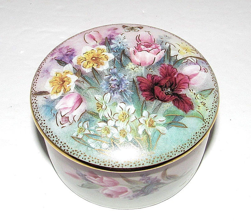 Lena Liu Music Box