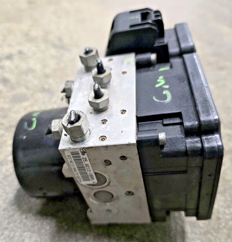 2011-2016 CADILLAC SRX ANTILOCK ABS PUMP BRAKE MODULE ASSEMBLY 22803991 ...