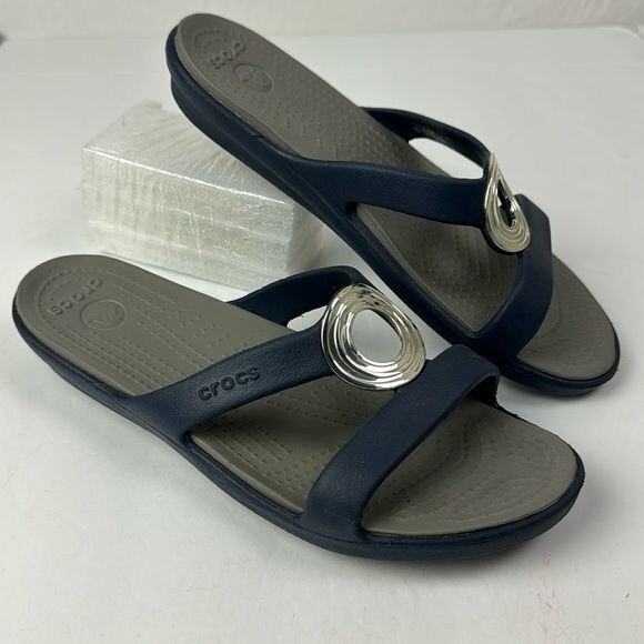 Crocs Sanrah Beveled Circle Slide Sandal size 7 navy … - Gem
