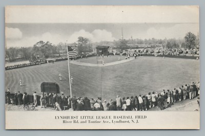 Lyndhurst NJ Little League Baseball Game—Antique Americana Flags Field ...