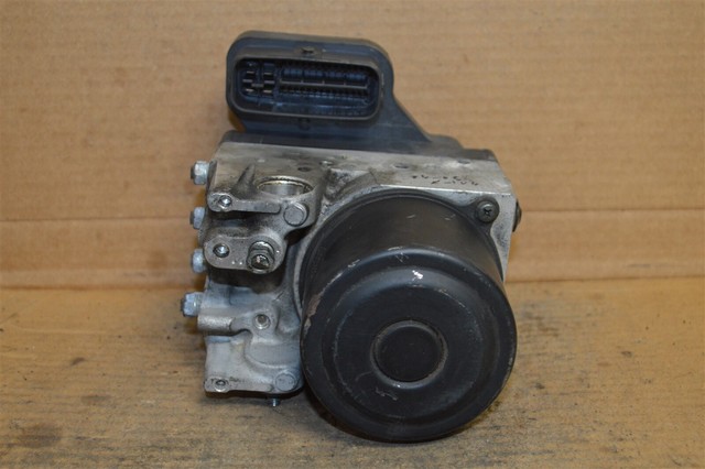 04 Toyota Rav4 ABS Anti-lock Brake Pump Module OEM 44540-42050 for sale ...