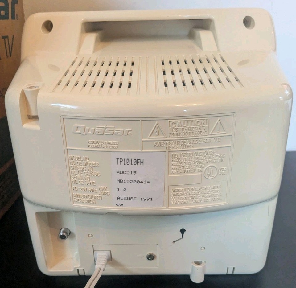 Quasar CRT 10" color Tv Tp1010 Retro Gaming White, Remote & Original ...