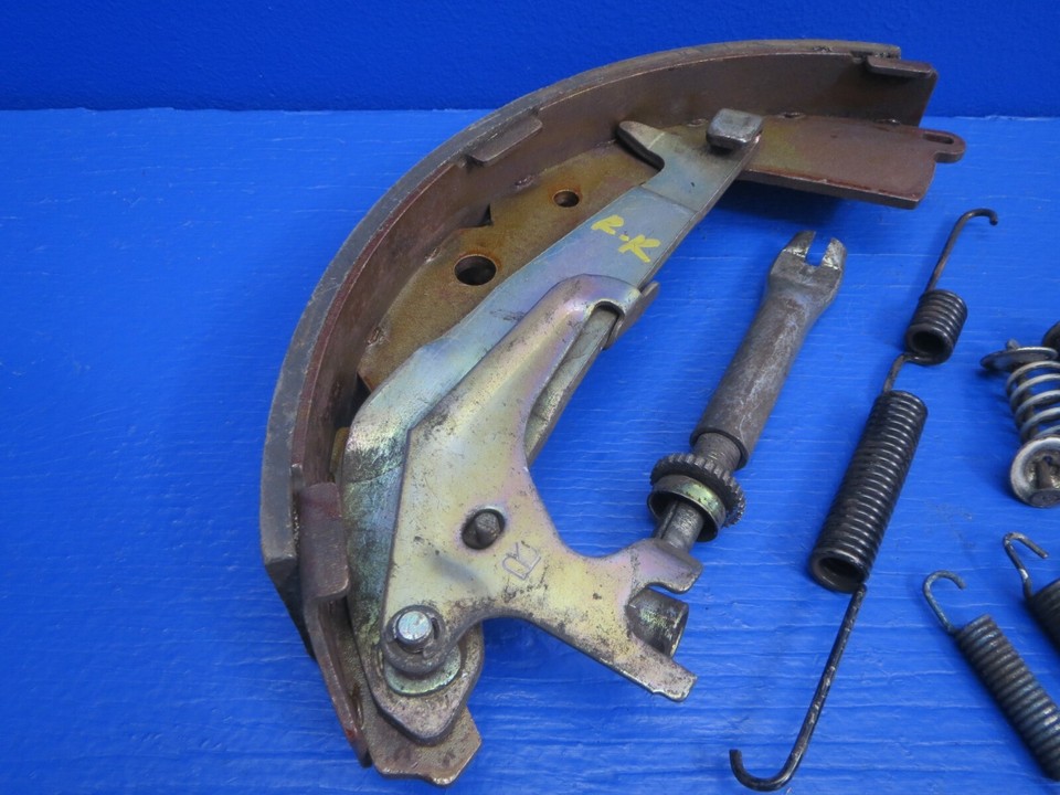 1998 Toyota 4Runner V6 RH RR Right Rear Drum Brake Shoe Adjuster Spring ...