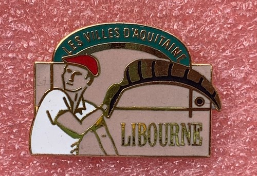 T08 Pins LIBOURNE Joueur de PELOTE BASQUE Chistera Ville Aquitaine ...