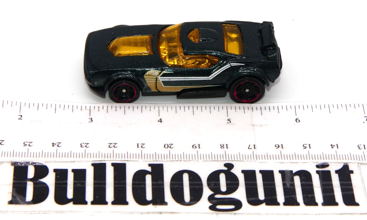 2020 Hot Wheels Fast Fish Diecast Car Toy Green Pearl Gold White Red | eBay