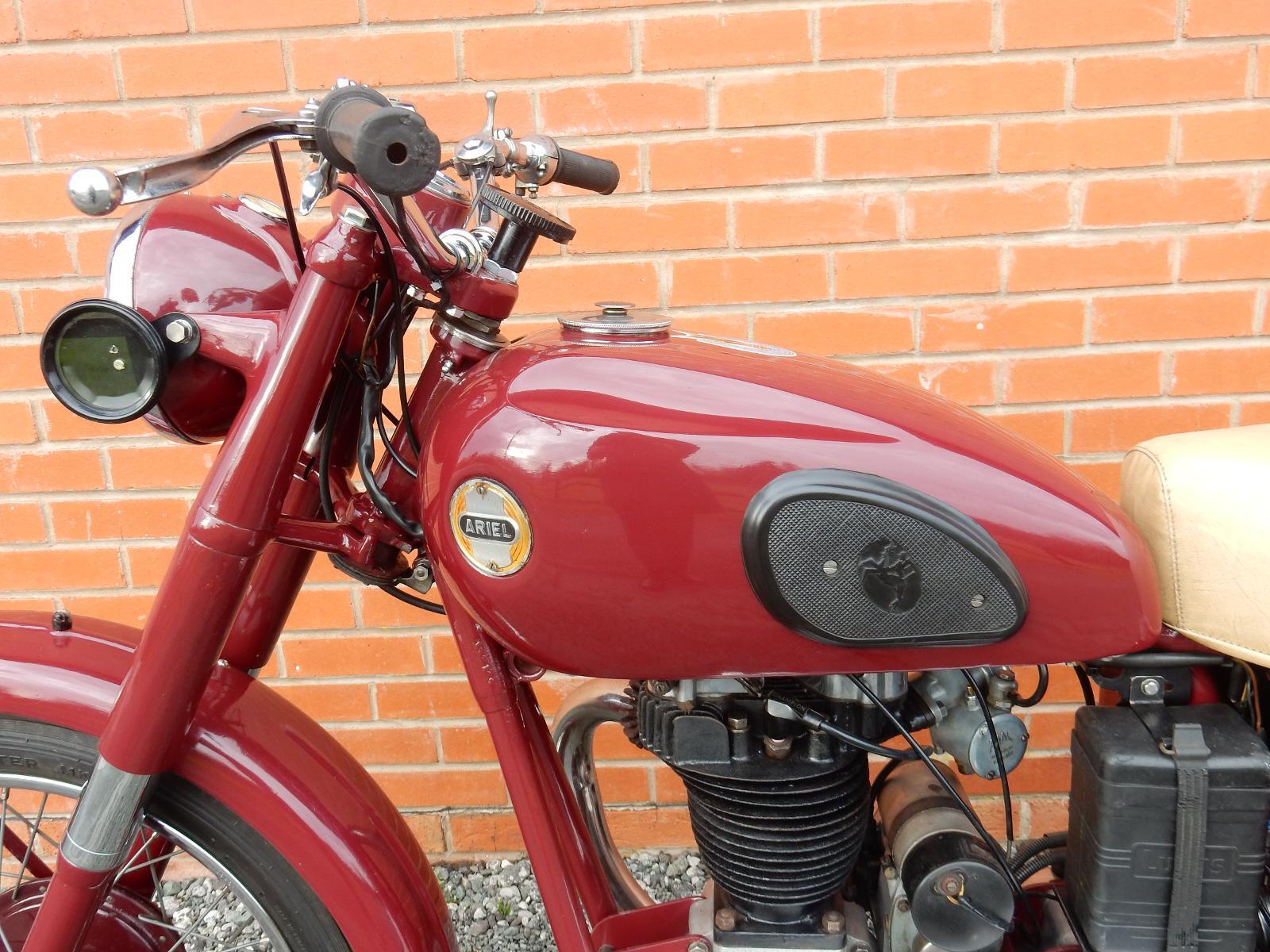 Ariel Red Hunter NH 350cc 1954 fitted with 1949 engine | eBay UK