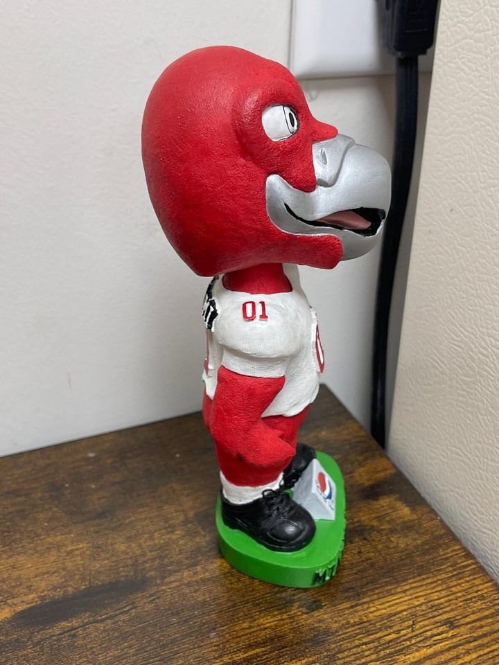 Rare MIAMI OH UNIVERSITY REDHAWKS SWOOP Football Pepsi One SGA Mascot ...