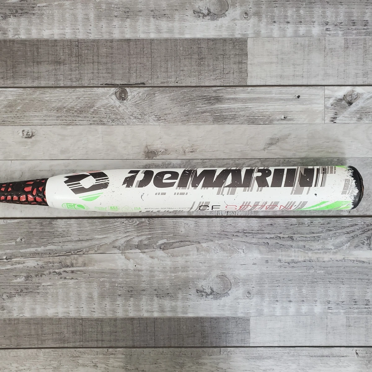 Demarini D Logo