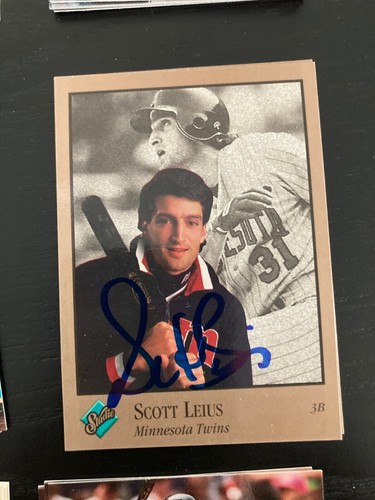 Twins Scott Leius Signed 1992 Studio Card | eBay