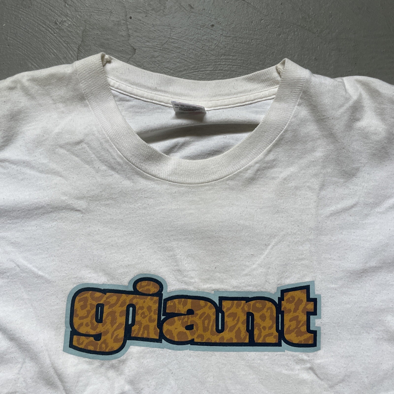 Vintage Obey Posse Andre The Giant Shepard Fairey T-S… - Gem