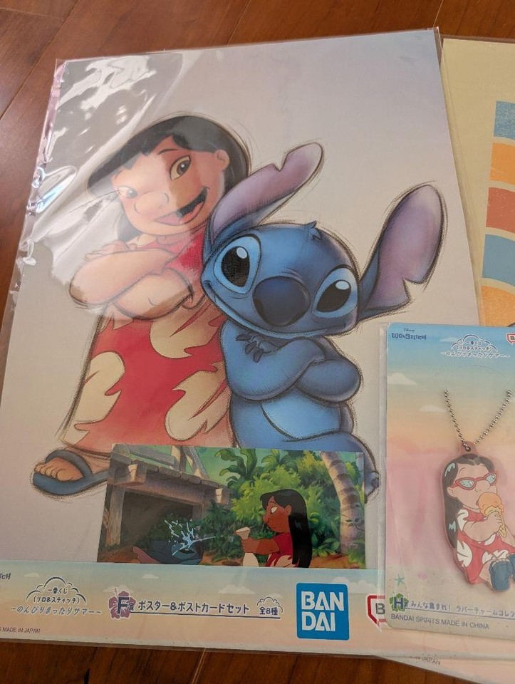 Bandai Stitch Lilo Poster Set Colorful Keychain Stitch and Lilo ...
