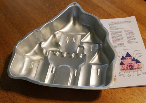 Wilton ~ ENCHANTED CASTLE CAKE PAN #2105-2031 w/instructions - 1998 ...