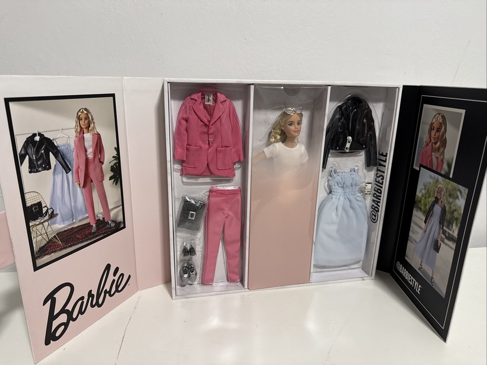 BARBIE STYLE DOLL SIGNATURE GIFT SET GTJ82 #1 IN COLLECTION MATTEL ...