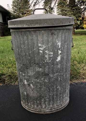 Vintage Galvanized Garbage Trash Can 20 Gal. - With Lid- Eveyrday Use ...