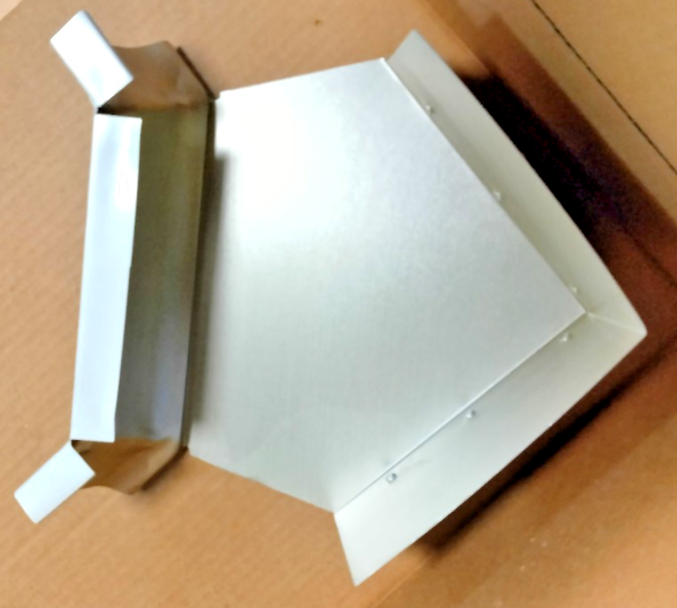 One (1) - Extreme Miter Inside Gutter Corner, 5" K White, No Overflow ...