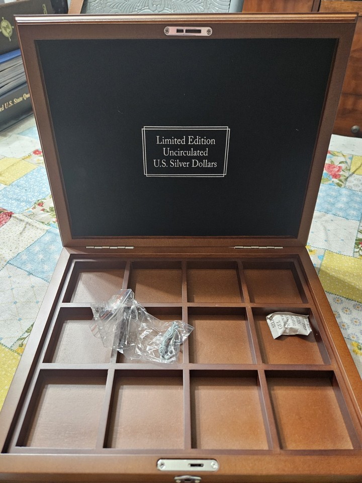 Limited Edition Uncirculated U.S. Silver Dollars Display Case & Key ...