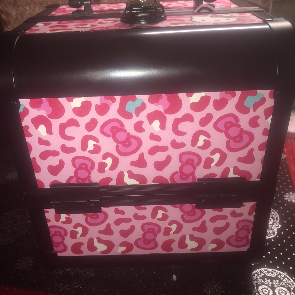 Sanrio Hello Kitty x Impressions Slay Cube Pink Leopard Travel Makeup ...