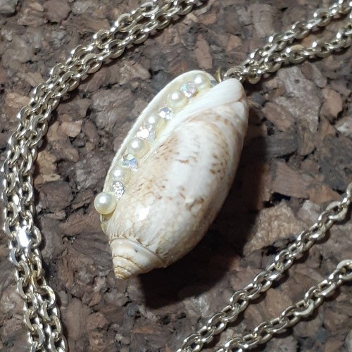 Olive Shell Pendant Immitation Pearls and Rhinestones on a 30" Chain ...