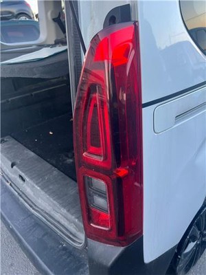 FEU ARRIÈRE DROIT Citroën Berlingo 2021 9820555080 | eBay