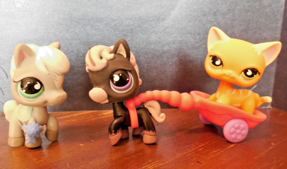 Littlest Pet Shop RACEABOUT RANCH 523 524 525 Tear Drop Eyes with NIB ...