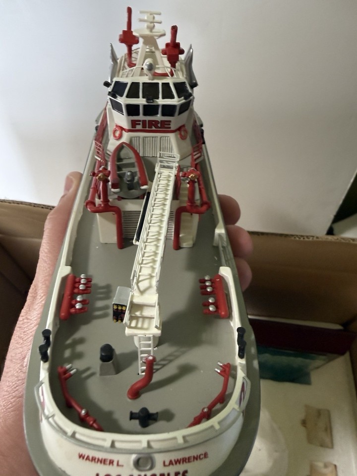 CODE 3 COLLECTIBLES LA FIREBOAT 2 WARNER LAWRENCE | eBay