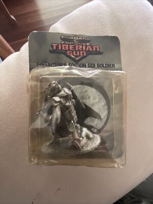 Command and Conquer Tiberian Sun die cast figure. GDI Soldier ...