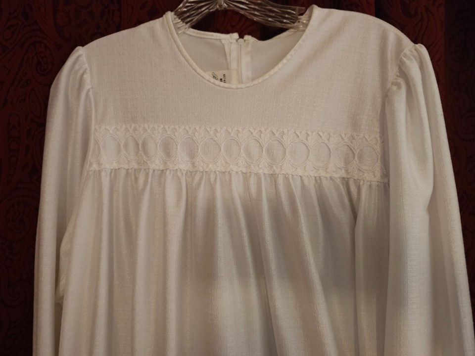 LDS Mormon Long White Temple Dress by Beehive Size Medium Wrinkle-Free ...
