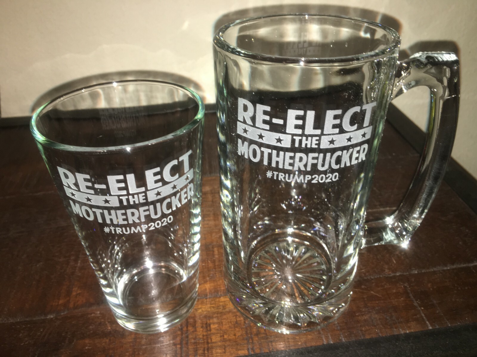 New Donald Trump 2020 MAGA Beer Glass Engraved Republican "Re-elect the ...