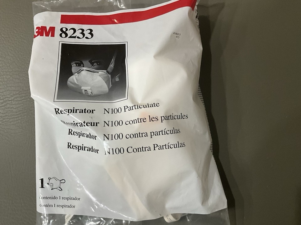 1- 3M 8233 N100 Particulate Respirator Face Mask With Cool Flow ...