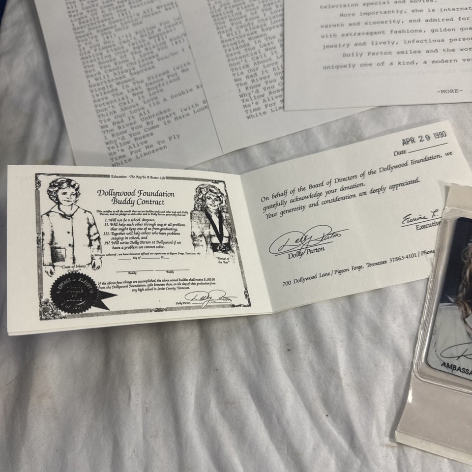 Dolly Parton Foundation Ambassador Day 1990 Fan Club Packet RARE LOOK ...