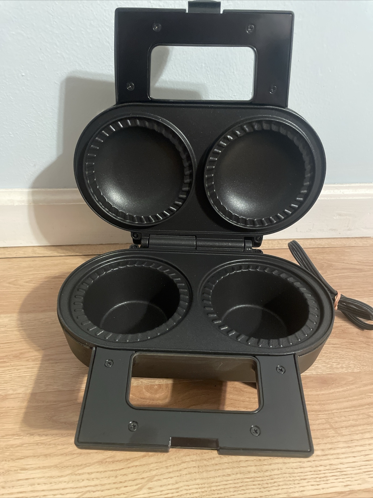 Wolfgang Puck Electric Puff Pastry Pie Maker Model BPM00020 Black | eBay