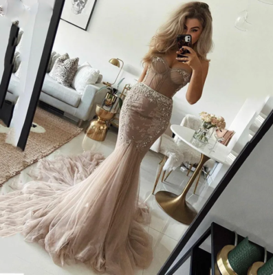 Inappropriate wedding dresses that show too much 60 photos ...
