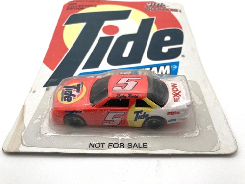 1992 Racing Champions 1:64 scale diecast car of Ricky Rudd's #5 Tide ...