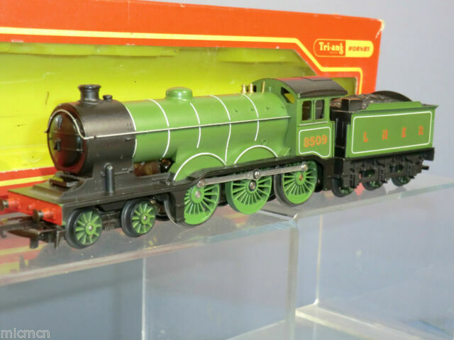 Hornby OO Gauge LNER Class B12 4-6-0 Tender LOCO 8509 R866S Boxed for ...