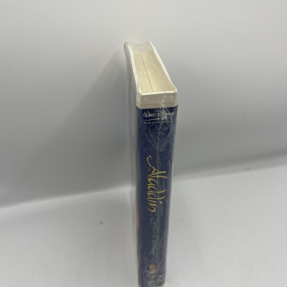 Disney's Aladdin - Platinum Edition Clamshell sealed VHS New ...