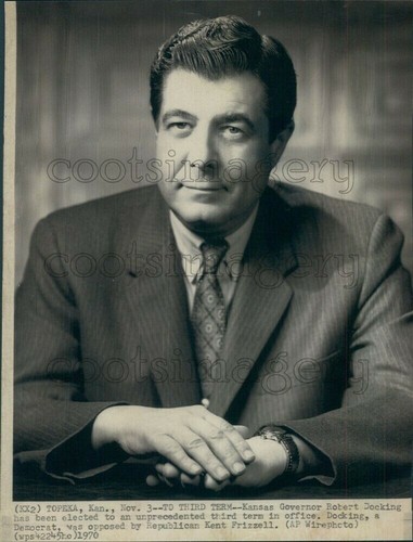 1970 Press Photo Kansas Governor Robert Docking | eBay