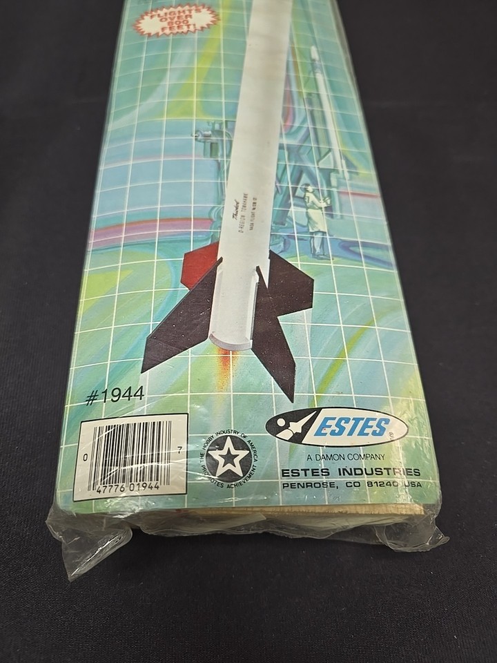 Estes Tomahawk D-Region Flying Model Rocket Kit OOP # 1944 NEW/SEALED ...
