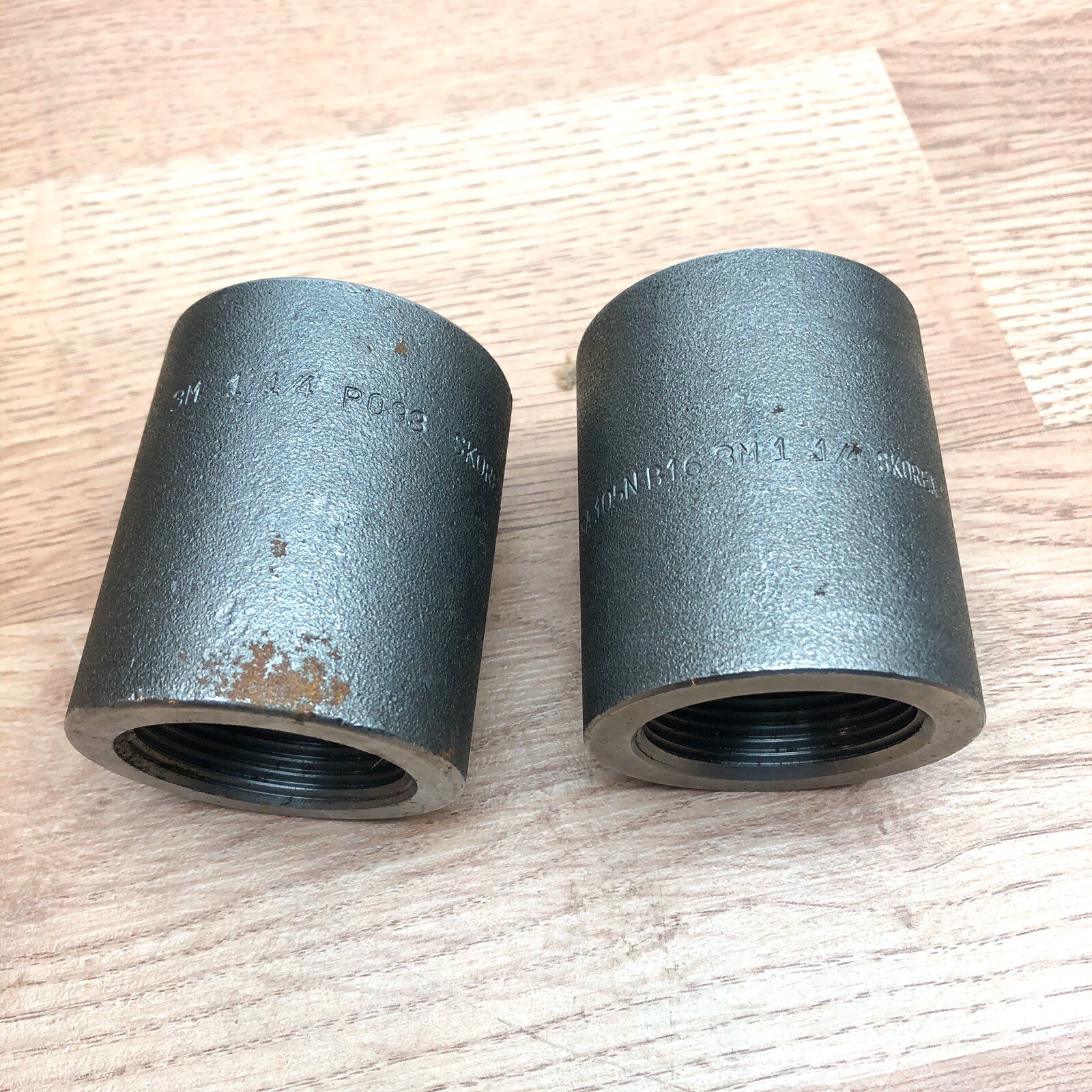 LOT OF 2 SKOREA SA105N 1-1/4 3M STRAIGHT UNION COUPLING CARBON STEEL ...