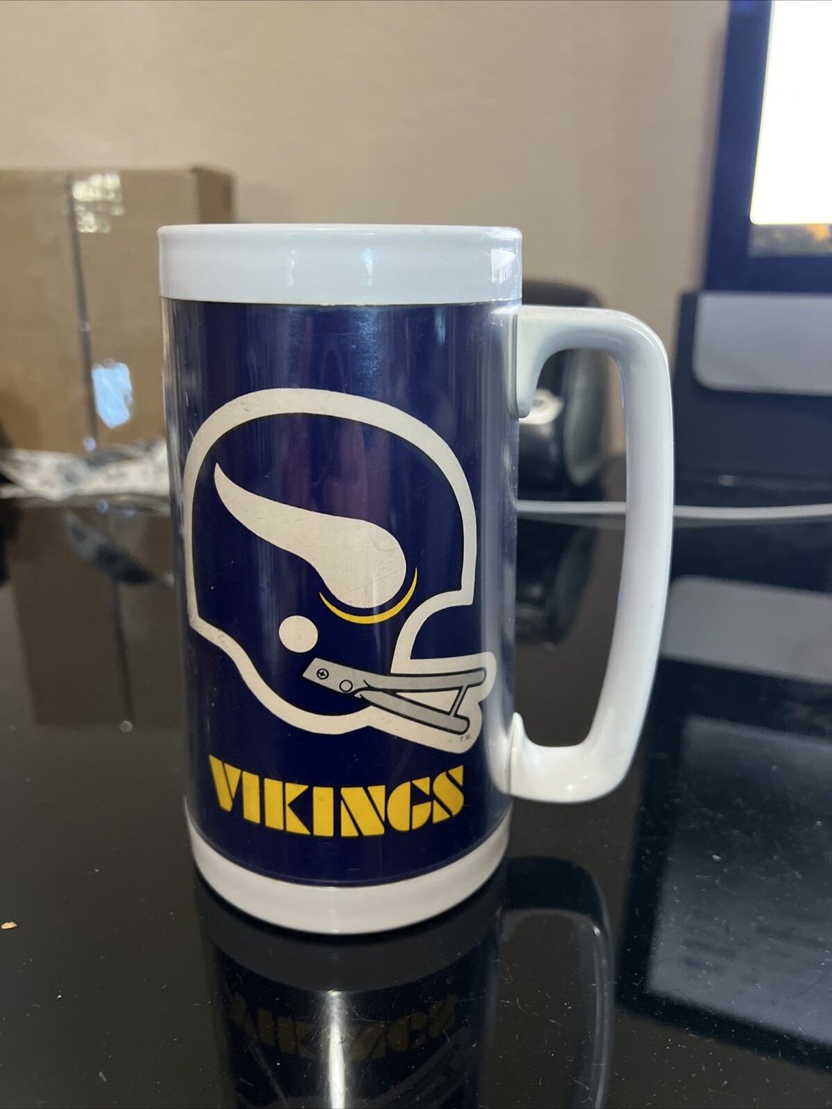 Vintage 1976 Minnesota Vikings Plastic Thermo Serv Beer Mug 16 oz Cup ...
