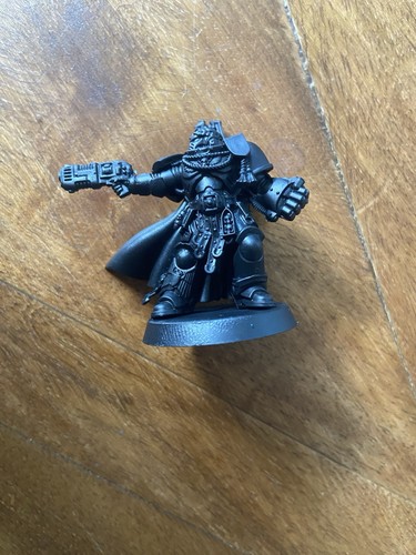 Warhammer 40k Space Marine Army Primaris Captain with Power Fist ...