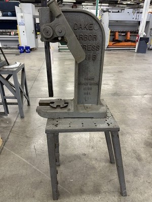 Dake 1-1/2 B 3 Ton Arbor Press on Heavy Duty Steel Table | eBay