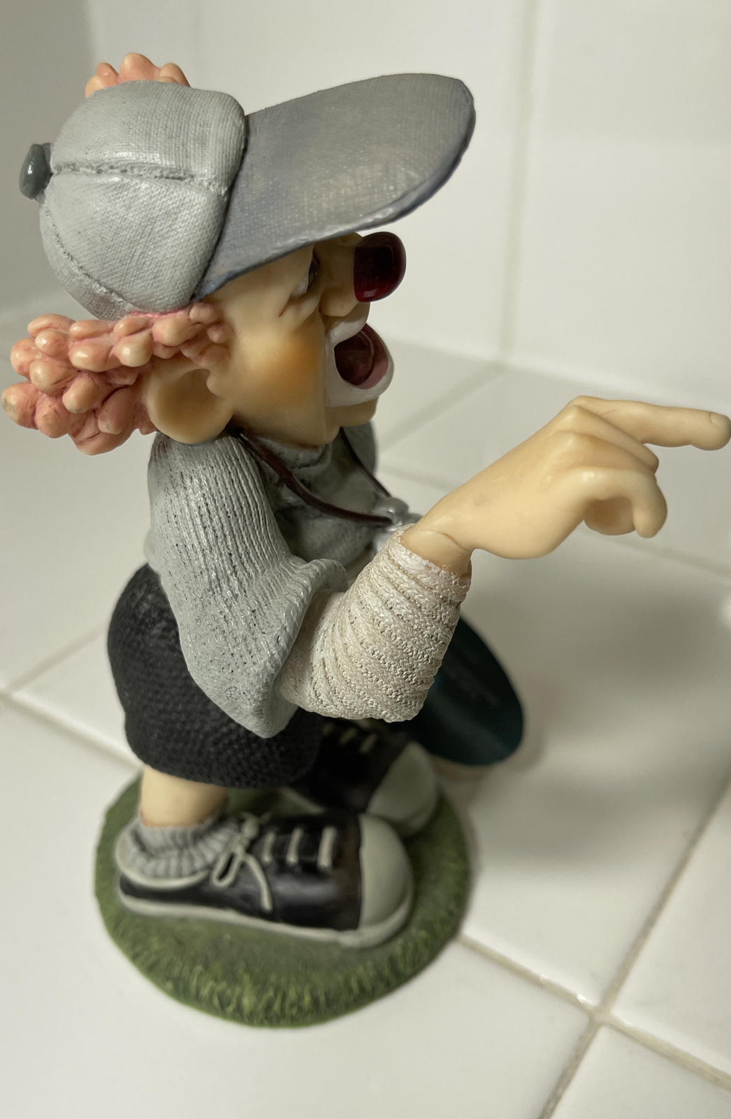 Slapstix by Cast Art "Hit The Showers" Coach Clown-6”x3”#04002 | eBay