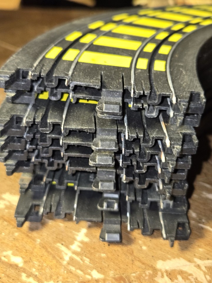 Lot of 9 Genuine Tyco Slot Car 9”R 1/4 Checkered Circle Tracks B5877 ...