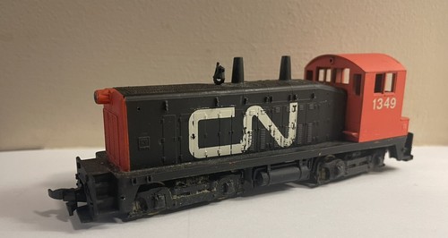 ATHEARN POWERED SW1500 CANADIAN NATIONAL CN RAIL ENGINE LOCOMOTIVE HO ...