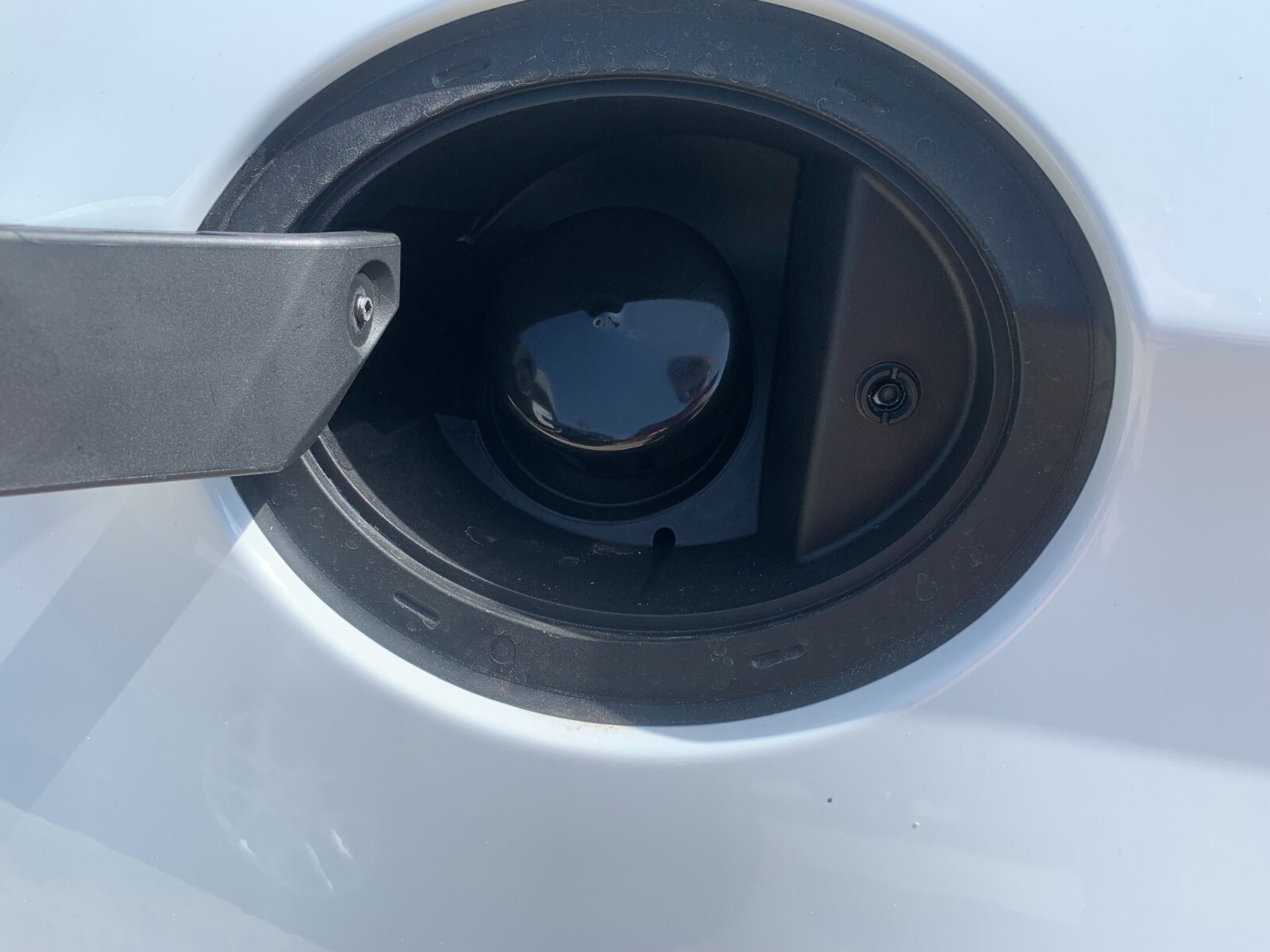 Capless Gas Cap Dust Cover 2015-2025 Fuel Cover Compatible With Jeep ...