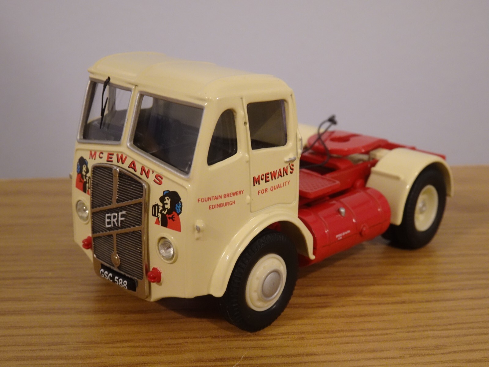 CORGI DRAYMANS CLASSICS WILLIAM MCEWAN'S ERF KV TRUCK CAB MODEL 10001 1 ...