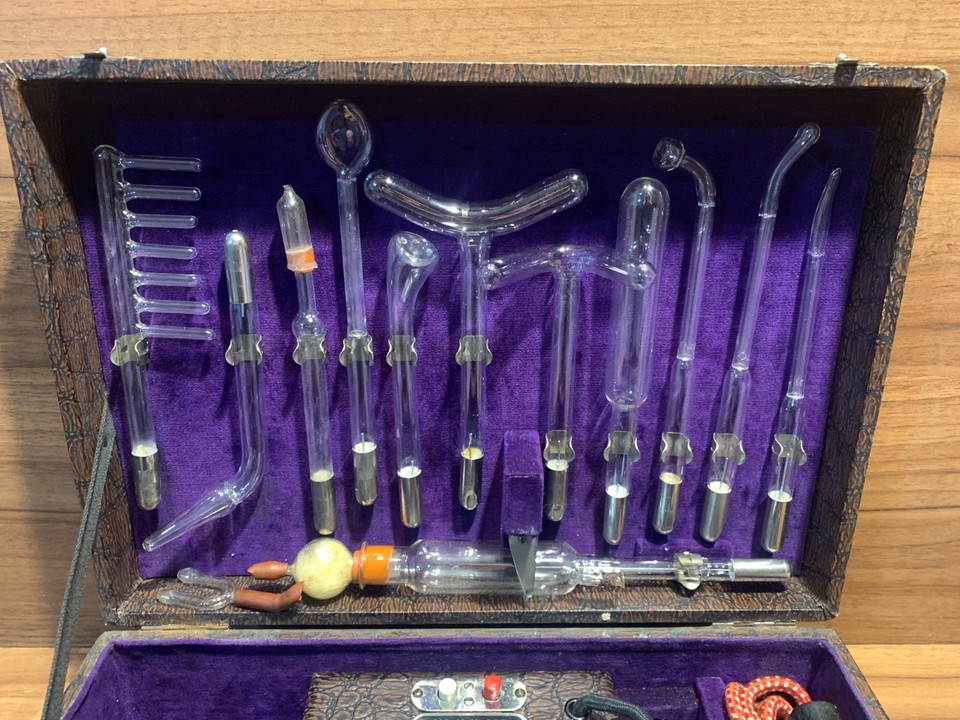 Antique Niagara Violet Ray Device Tesla Era with 17 Original Electrodes ...