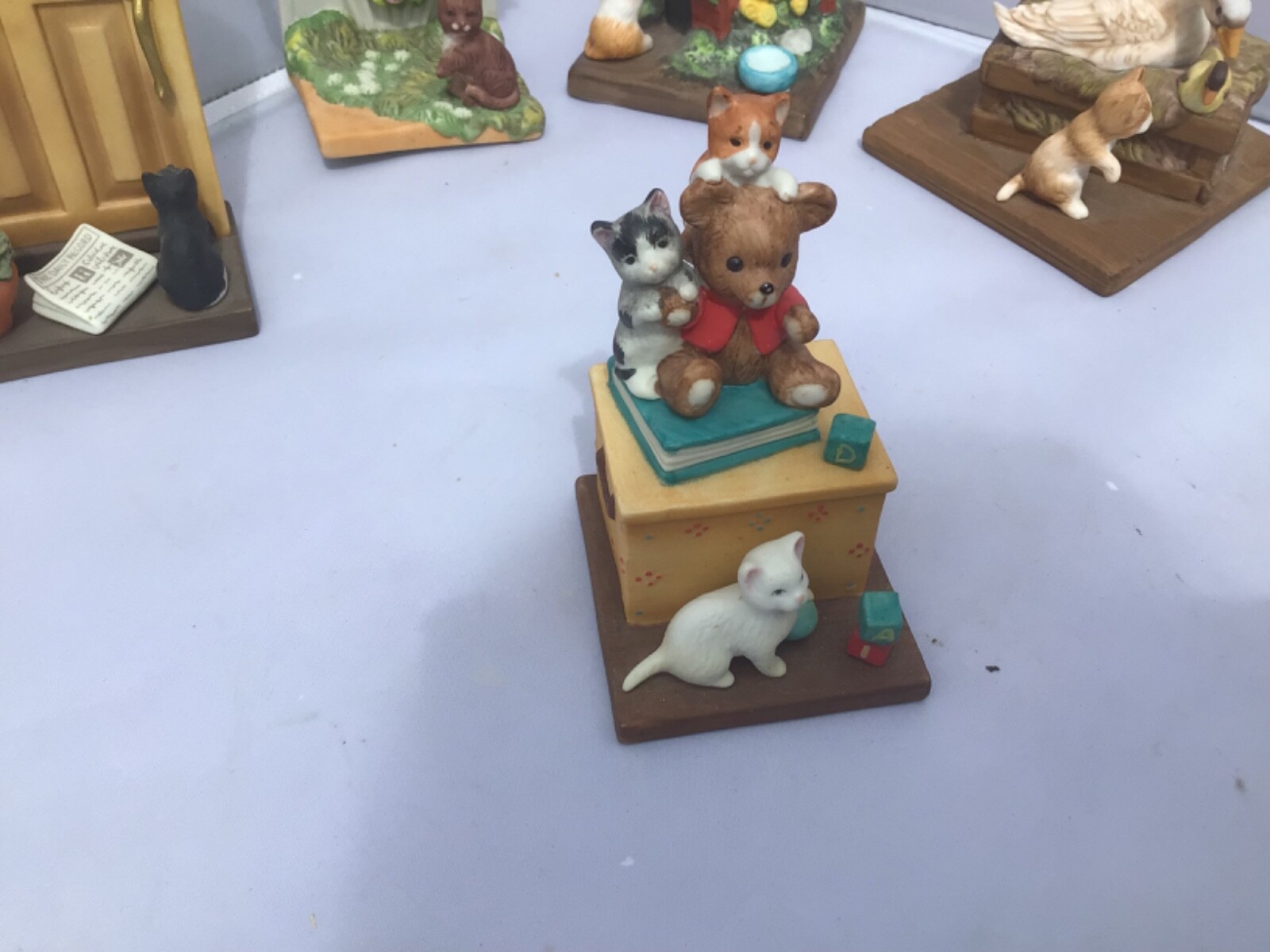 Set of 5 Danbury Mint Cute Cats Figurines, Porcelain Sculpture ...